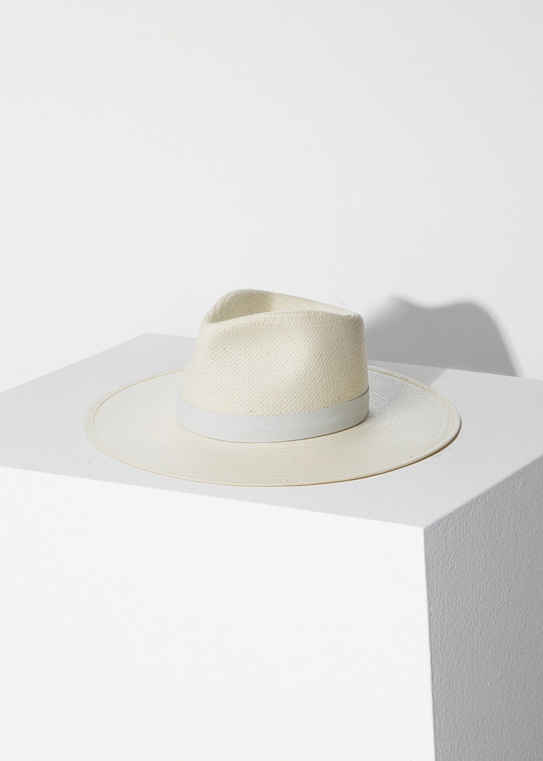 Zoe Hat (Bleach) - Milk Boutique
